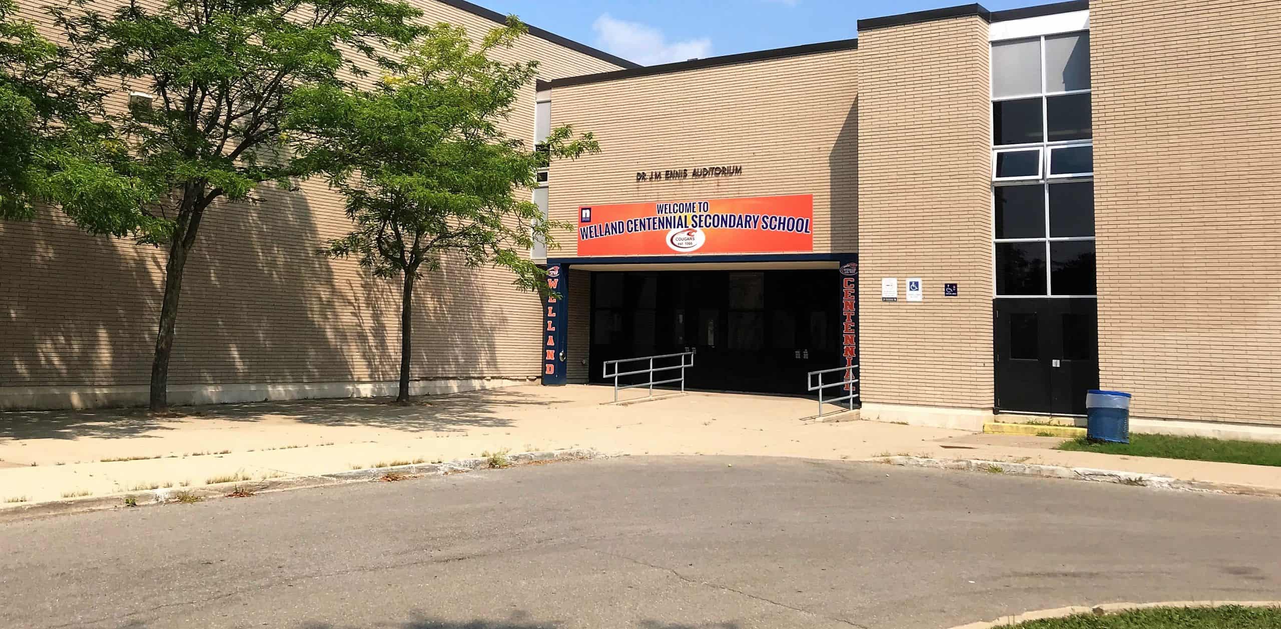 High school students in Welland will be greeted by Niagara Police this ...